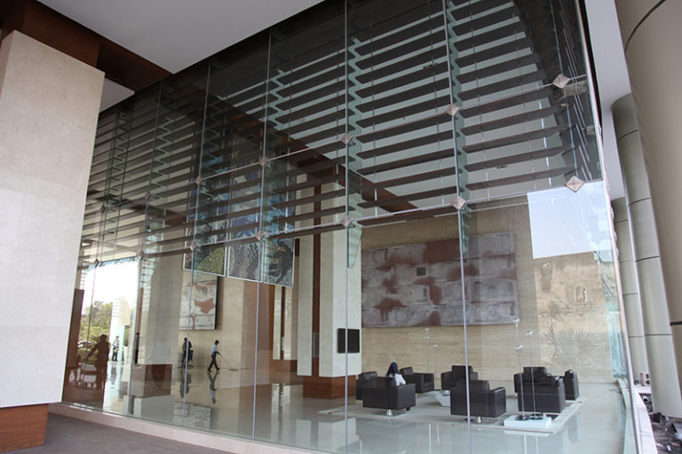 Lodha Excelus, Mahalakshmi - Avante Facades